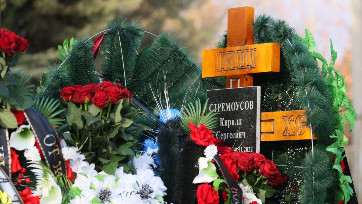 Russian Official In Occupied Ukraine Injured In Car Explosion