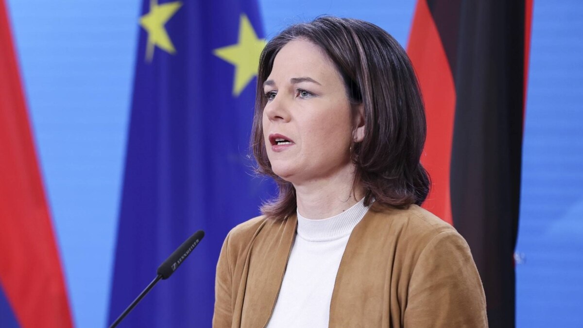 German Foreign Minister Backs Finland, Sweden NATO Bids