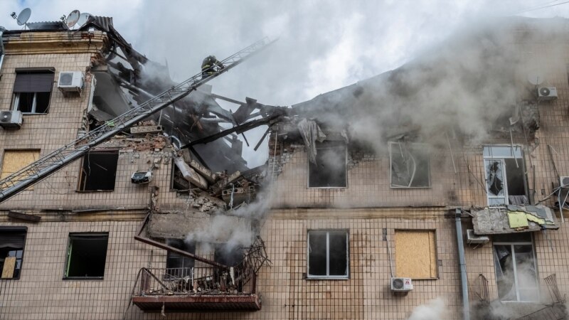 У Харкові влучання російської ракети спричинило пожежу Терехов Новости Section Ukr Net