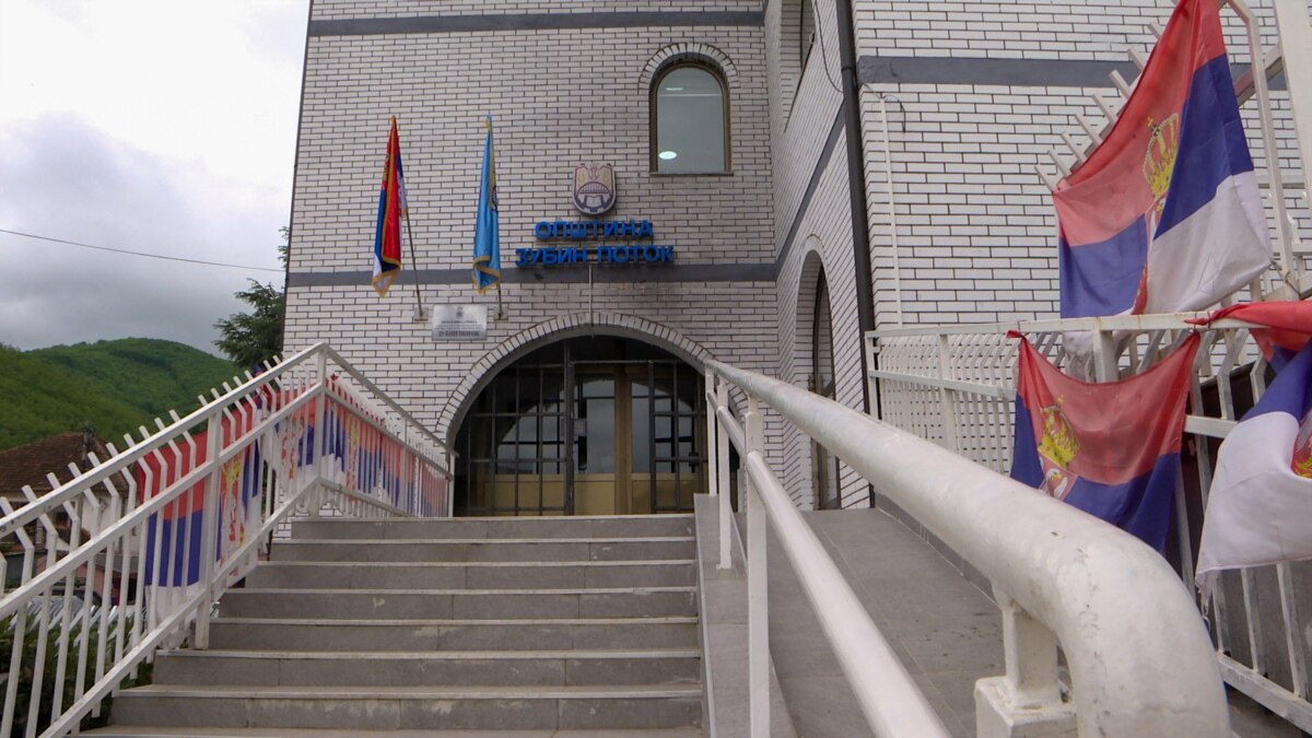 Kryetarët në veri “nisin prej zeros”