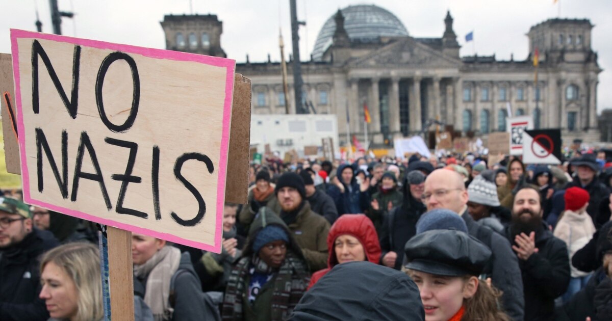 Има сътресение Близо 150 000 души се събраха на нов протест срещу крайната десница в Берлин