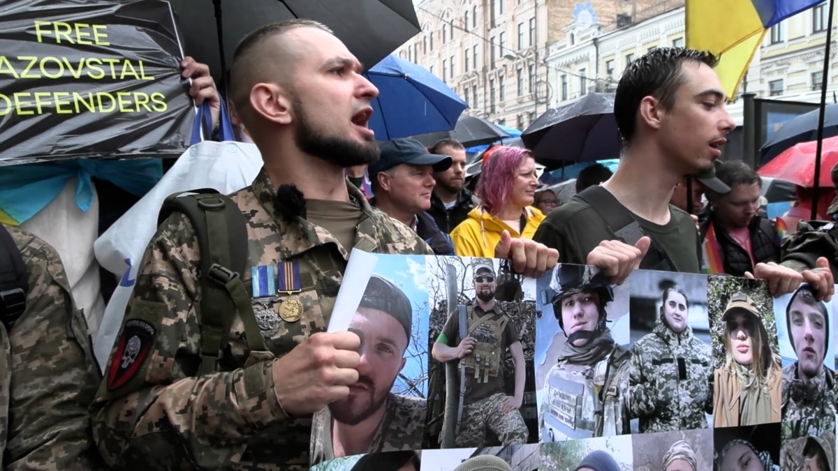 Kyiv Holds First Pride March Since Russia’s Full-Scale Invasion