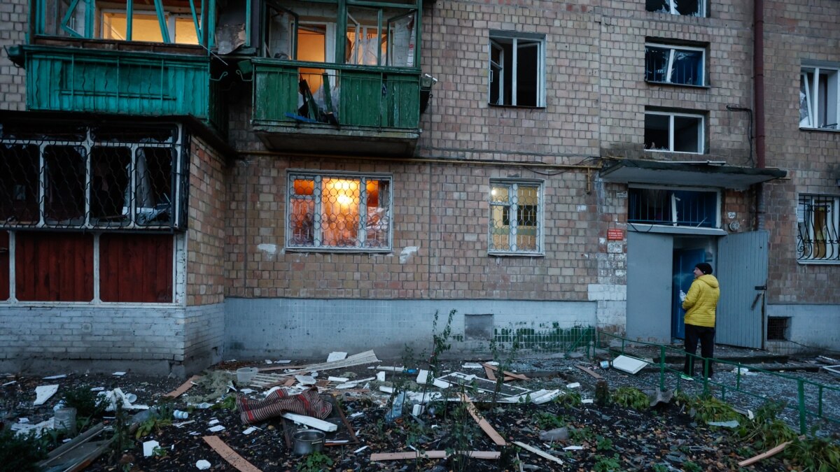 Rusija navodi da je Ukrajina napala Moskvu i druge gradove flotom dronova