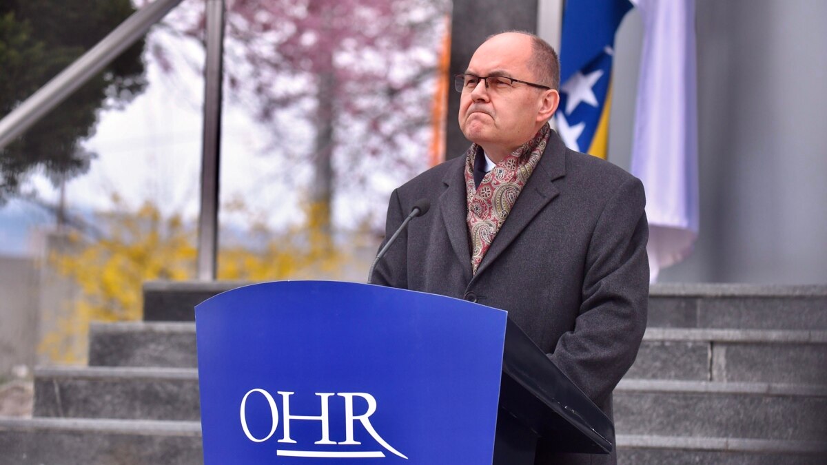 International Envoy Urges Bosnian Politicians To Find Negotiated ...