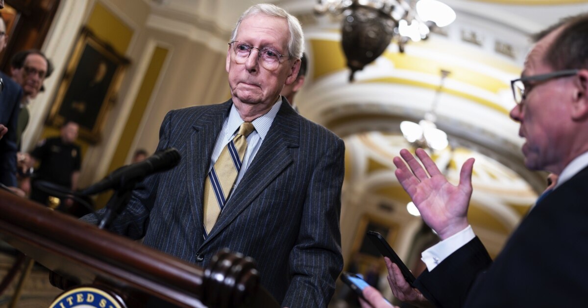 Лідер республіканців у Сенаті США Макконнелл анонсував завершення роботи на посаді