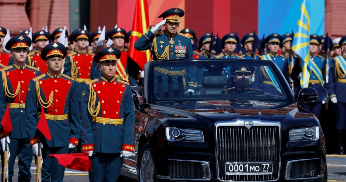 Putin cere trei zile de încetare a focului pentru sărbătoarea de Ziua ...