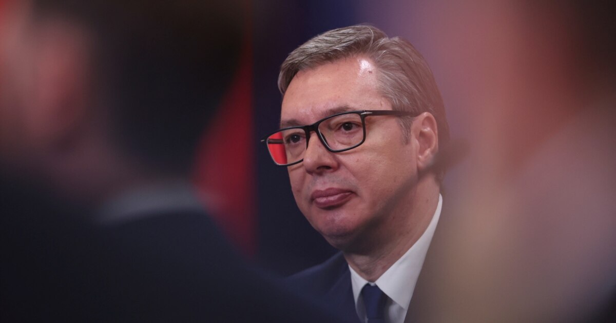 Vučić o odlasku srpskih vojnih kadeta u BiH: Poštovane sve procedure