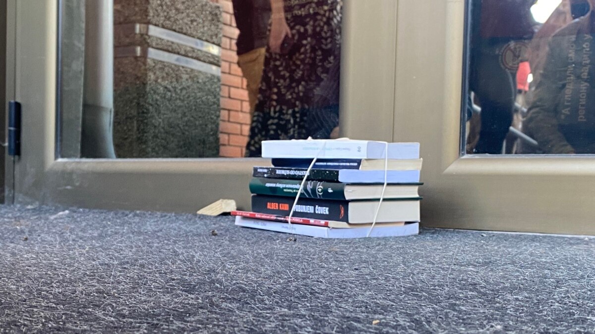 Održan javni čas 'Sloboda govora' u Novom Sadu