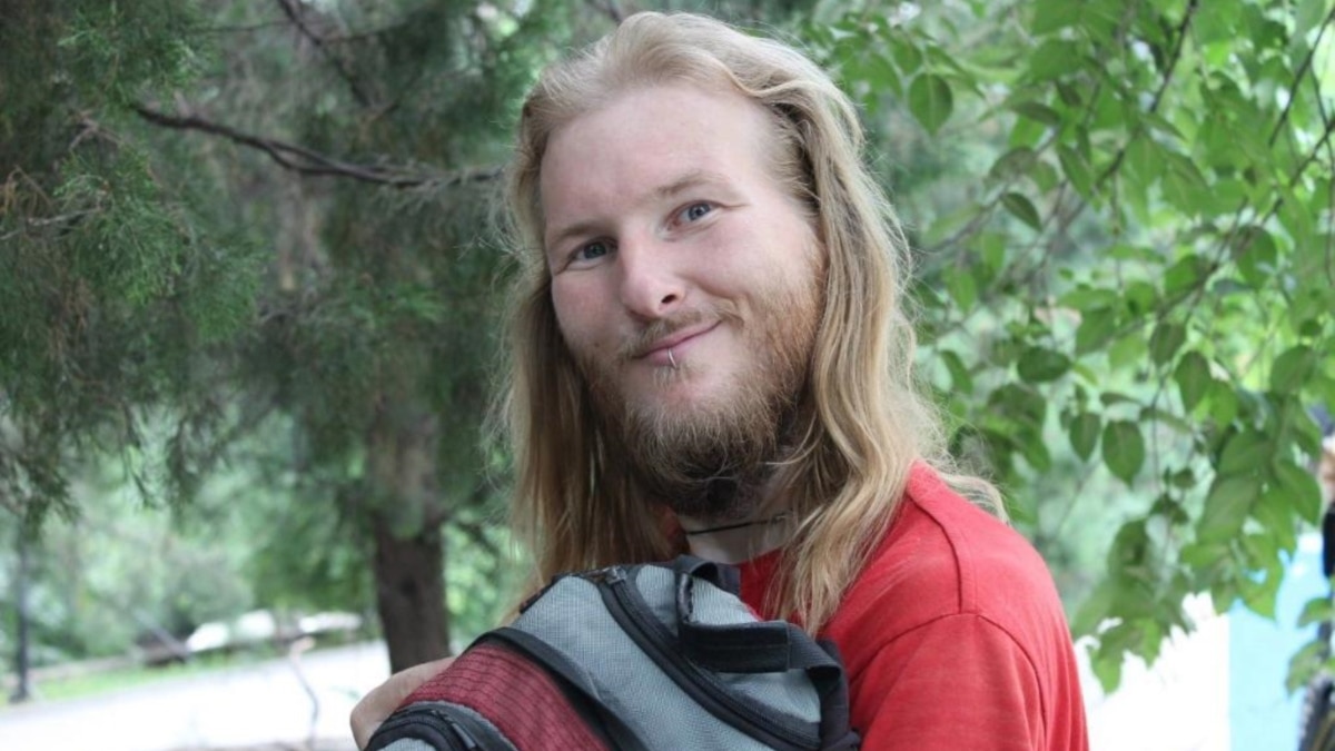 Russian Lawyer Flees Country After Her Client, An Anti-War Activist ...