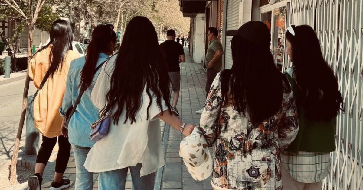 Irani zotohet për ndëshkim të njerëzve që promovojnë heqjen e shamisë