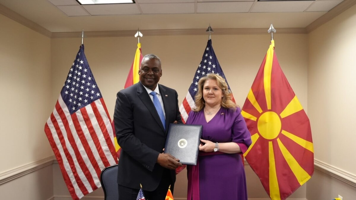 САД и Северна Македонија потпишаа 10 годишен патоказ за соработка во одбрана