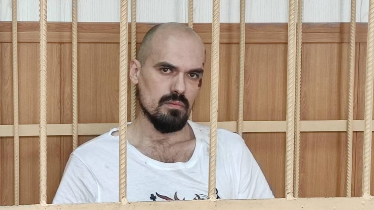 Russian Gets 4 Years In Prison For Arson Attack On Lenin's Mausoleum