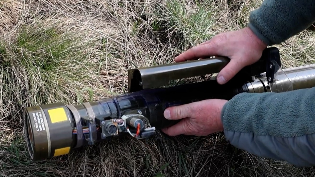 Soviet-Afghan War Veteran Uses U.S. Stinger Missiles Against Russian ...