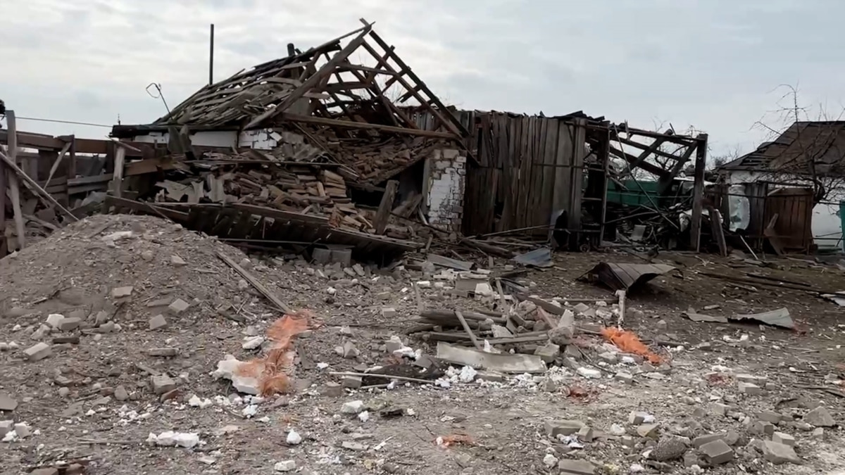 Homes Destroyed As Russia Ramps Up Attacks On Ukrainian Border Town