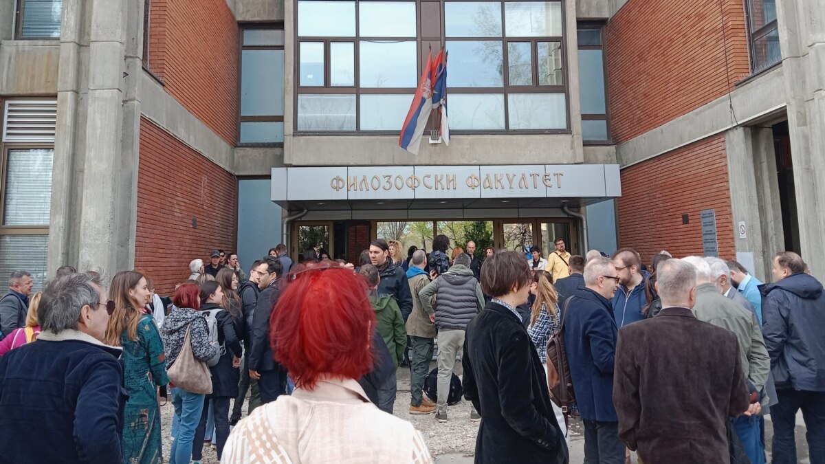 Završena blokada zgrade Rektorata u Novom Sadu