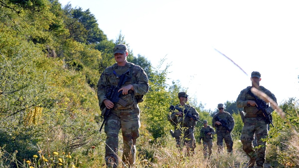 Sa američkim vojnicima na granici Kosova i Srbije