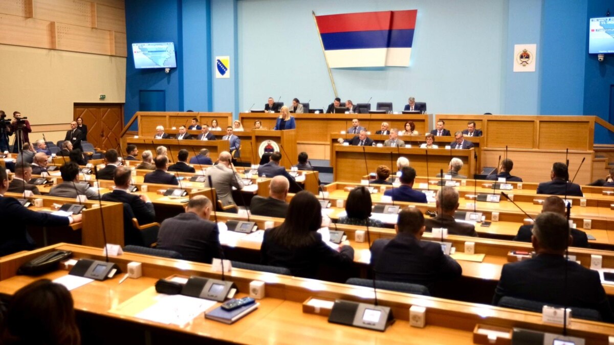 Parlamentul sârbilor bosniaci retrage legea agenților străini de pe ...