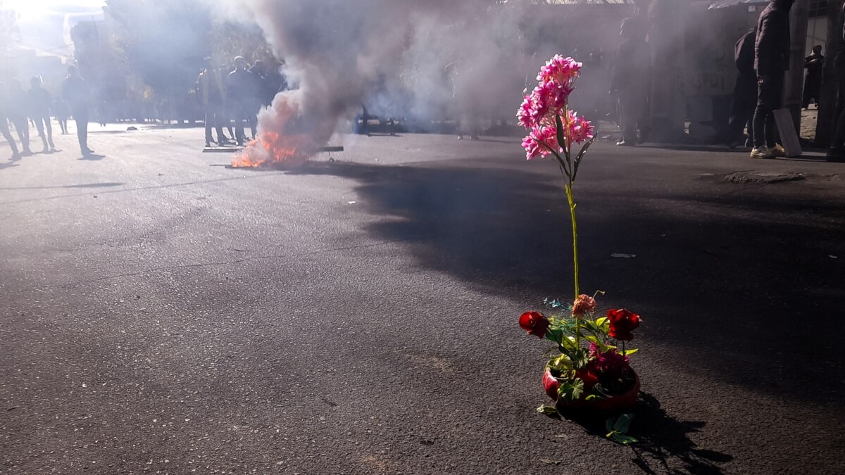 HRW Accuses Iranian Security Forces Of Torturing, Killing Children