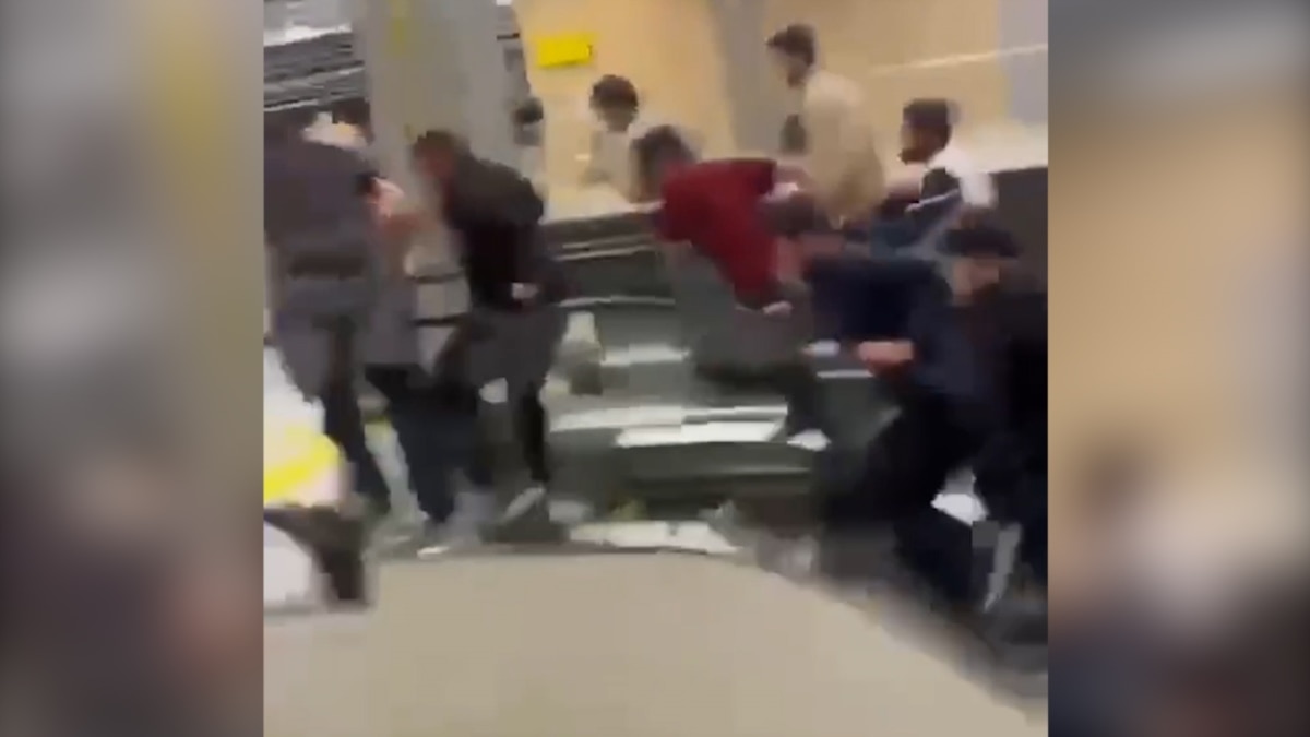 Jews 'Afraid' After 'Attempted Pogrom' In Daghestan