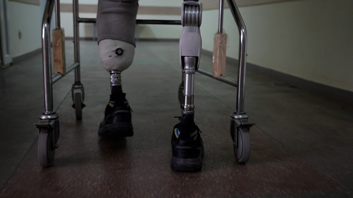 Ukrainian Soldier Who Lost His Limbs Dreams Of Driving