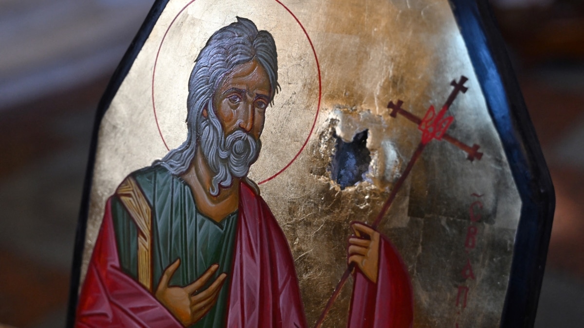 Blessed Are The Plates: Ukraine's Orthodox Church Consecrates Icon ...