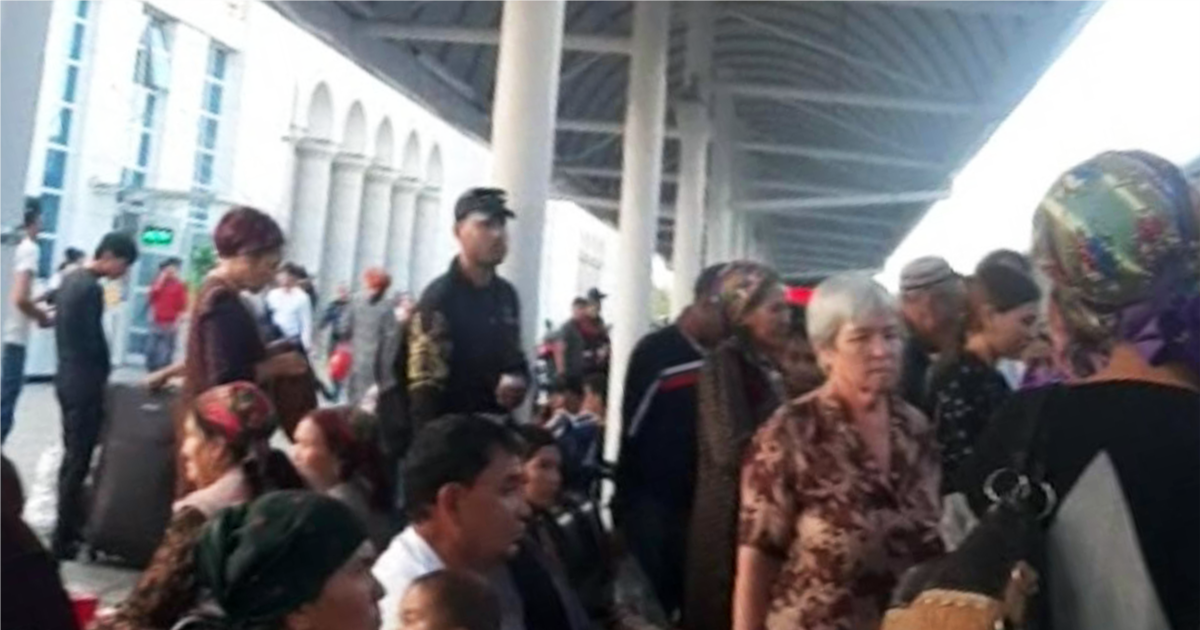 Aşgabadyň we welaýatlaryň arasynda gatnaýan ýolagçy köpeldi, bilet gytaldy