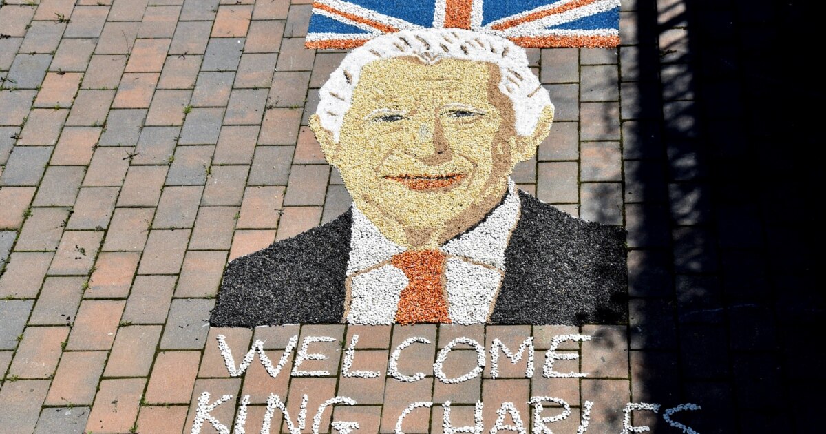 Spioni, turta cu spanac a regelui Charles și un pelerinaj la Buftea, pe ...