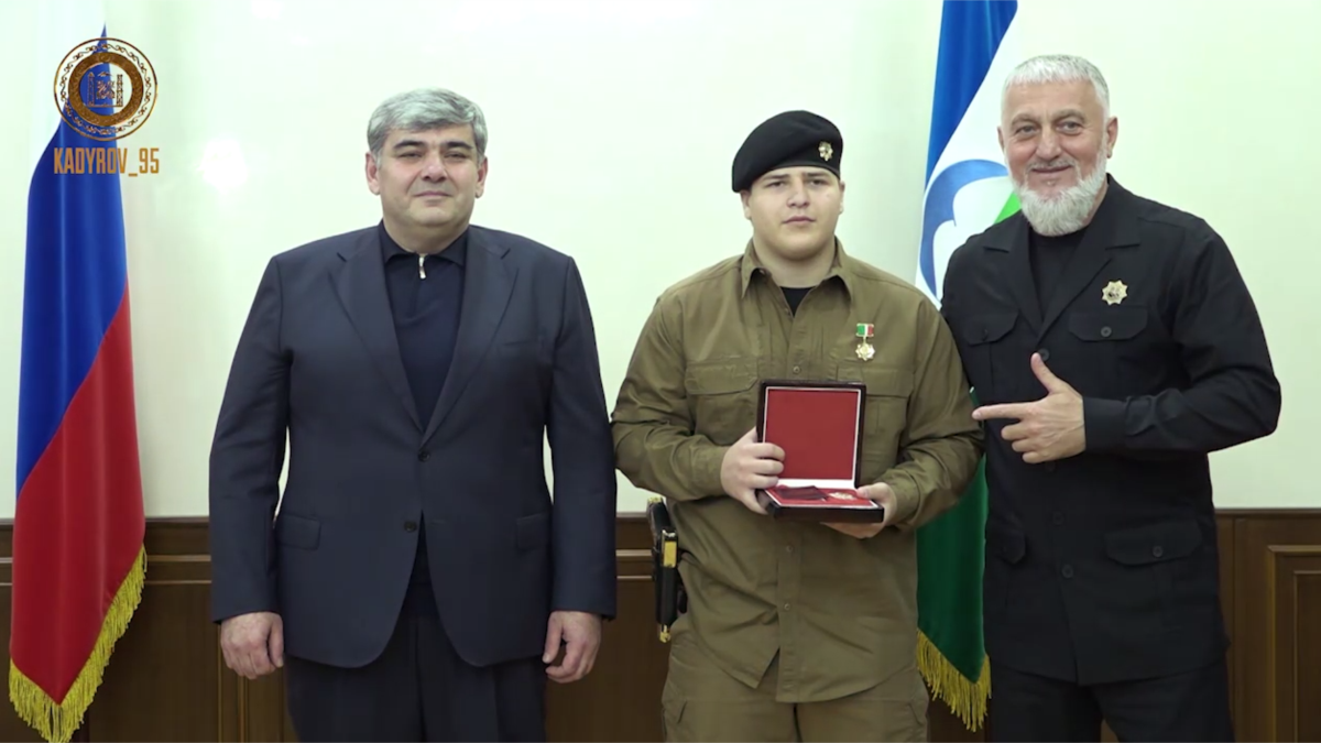 15-летний сын главы Чечни получил высшую награду Кабардино-Балкарии