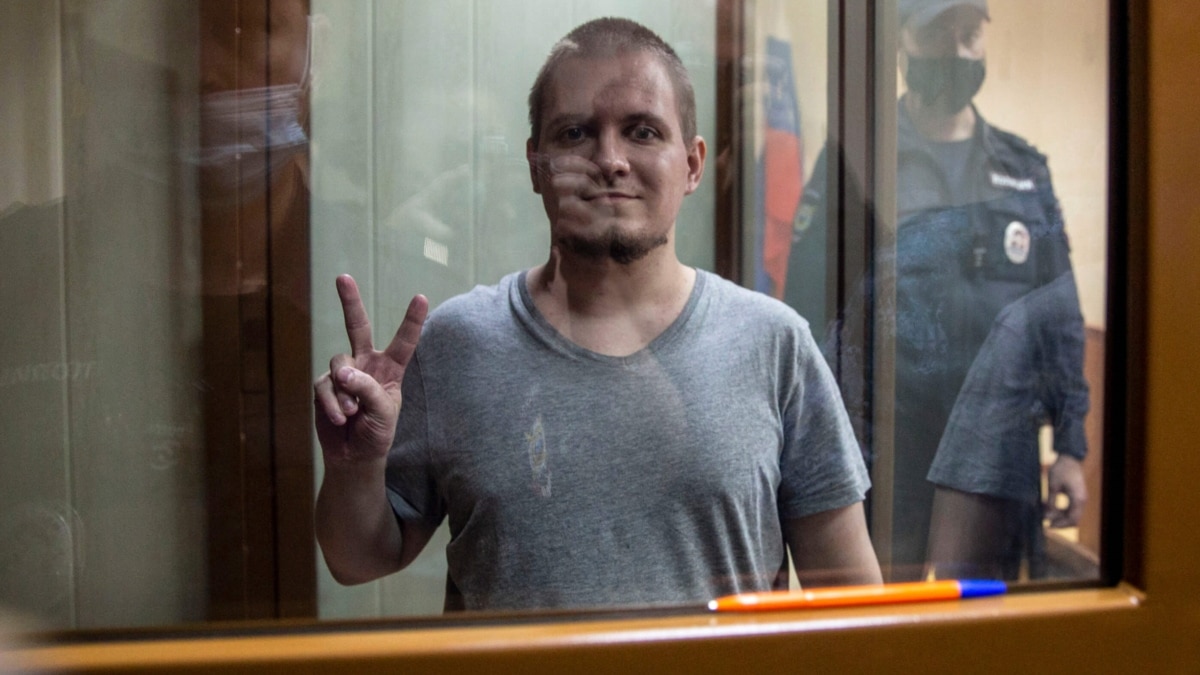 Moscow Anti-War Activist Gets More Than Eight Years In Prison