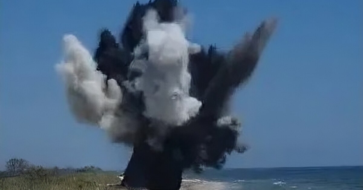 Mina rusească descoperită în zona Grindului Chituc, aproape de Vadu, a ...