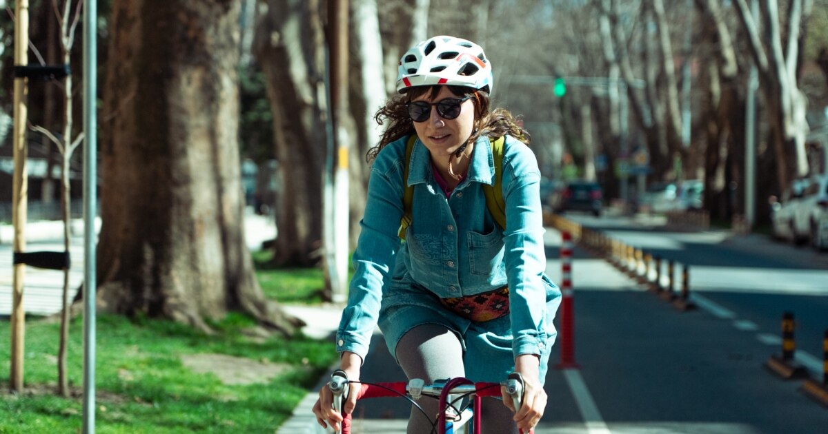 Laboratorul social | Cu Ana Popa despre ABC-ul mersului pe bicicletă ...