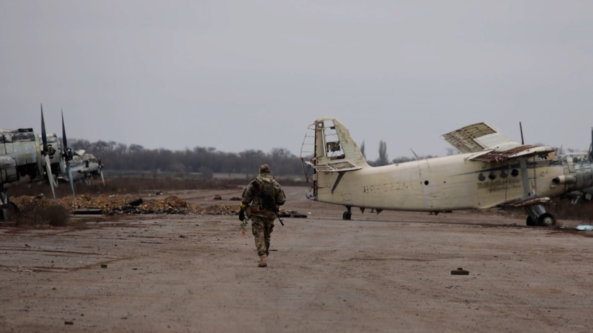 Destruction, Joy, And Mass Burial: One Day In Liberated Kherson