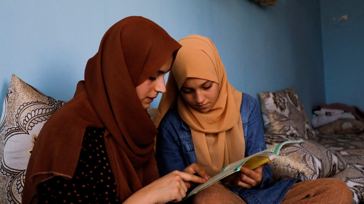 'Ako neka od nas i pogine, druge će podići glas': Afganistanke godinu ...