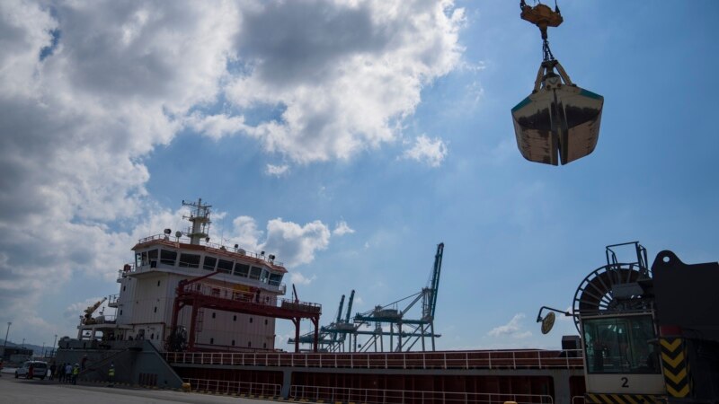 У турецькому порту стався вибух в елеваторі з зерном Є постраждалі Читайте на Ukr Net