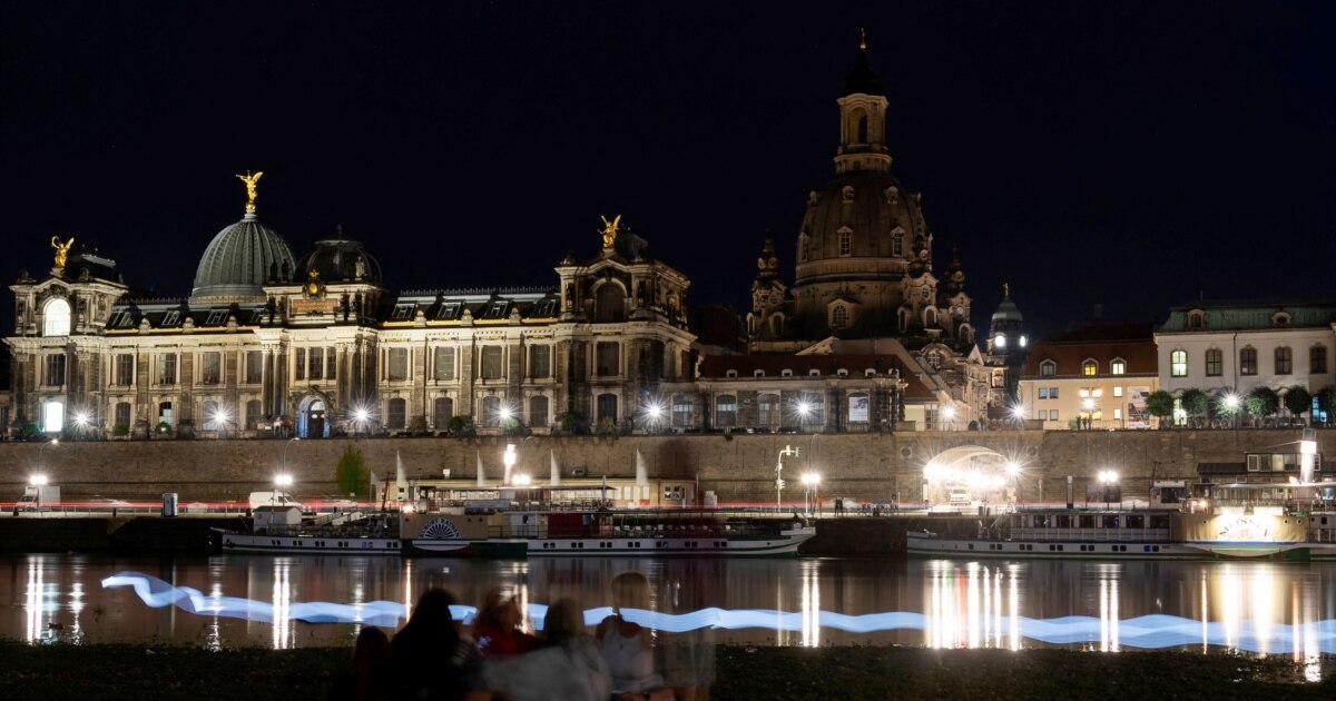 Going Dark: Germans Prepare For Winter Without Russian Gas