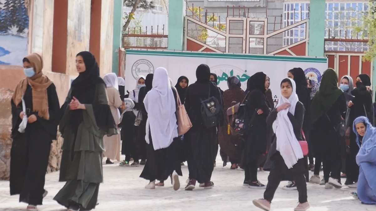 ادامه کمپاین برای بازگشایی مکاتب دختران؛ « قرار است با رهبری طالبان