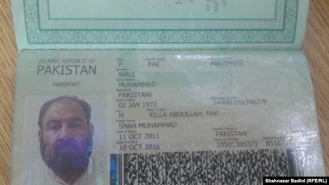 Refworld | Pakistan arrests officials for helping ex-Taliban leader