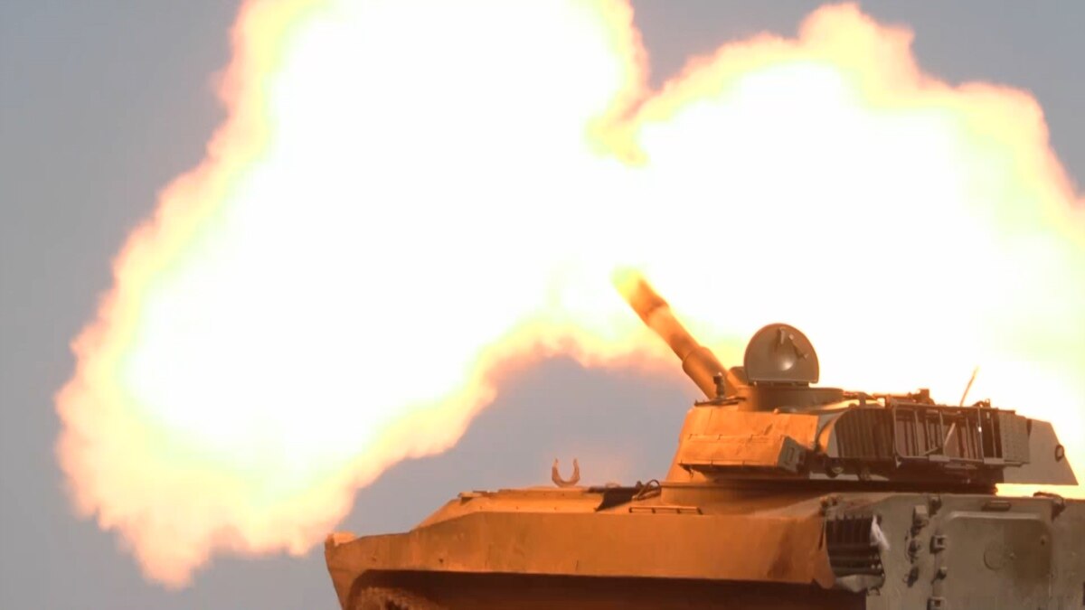 Ukrainian Artillery Crews Aim To Drive Russian Forces From Kharkiv Region