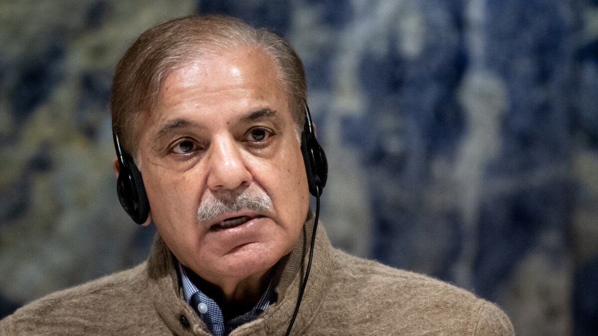 Pakistan PM Sharif Makes Conditional Offer Of Talks With Archrival India