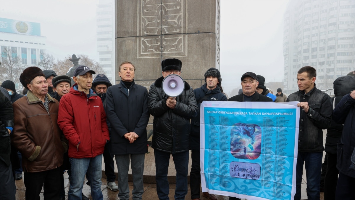 'Bloody January': Kazakhs Honor Victims A Year After Deadly Crackdown