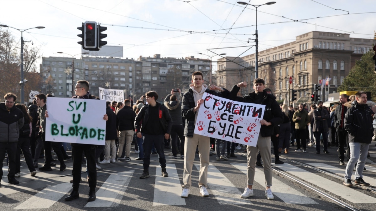 Провладините медиуми во Србија во напад врз студентите кои ги блокираат ...