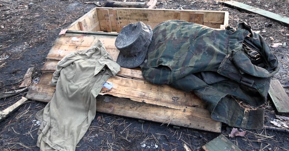 Ukrainian Troops Say Russian Soldiers Changed Into Civilian Clothes As ...