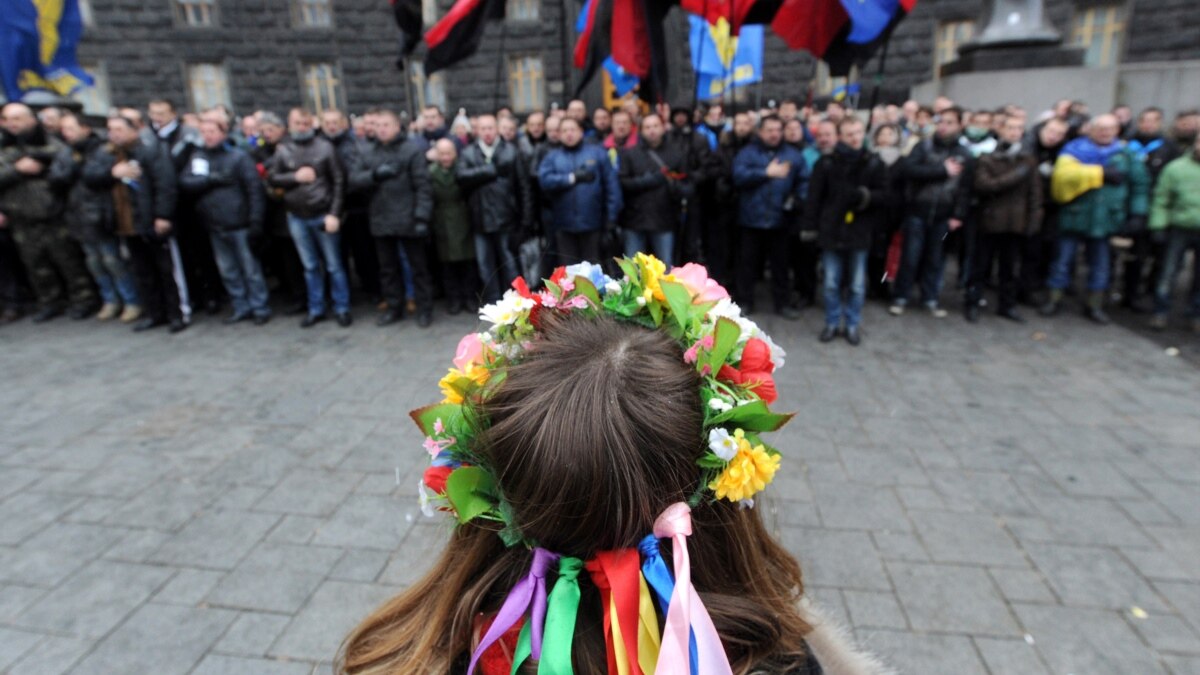 Ukraine Protesters Defiant As Police Threaten Measures
