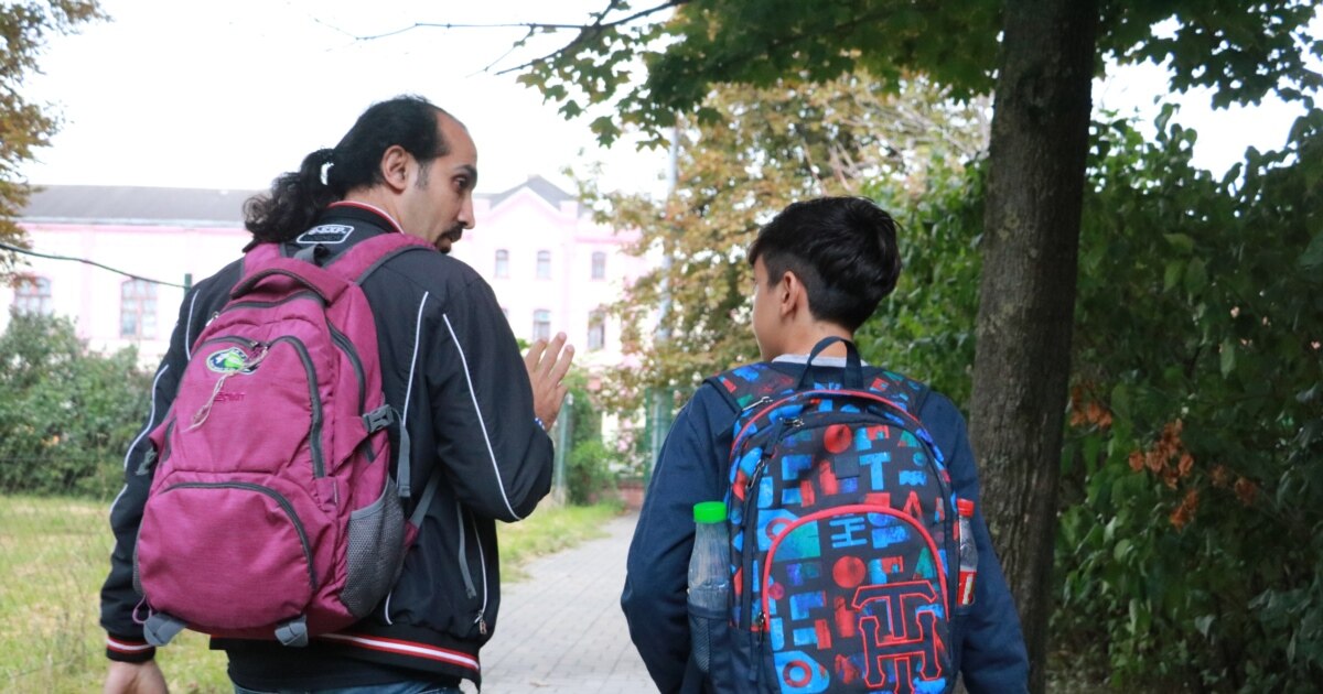Otac i sin iz Irana glume svoju priču u predstavi