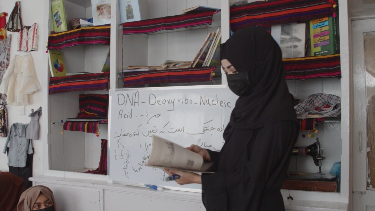 Afghan Teachers And Students Risk Safety At A Secret School For Girls ...