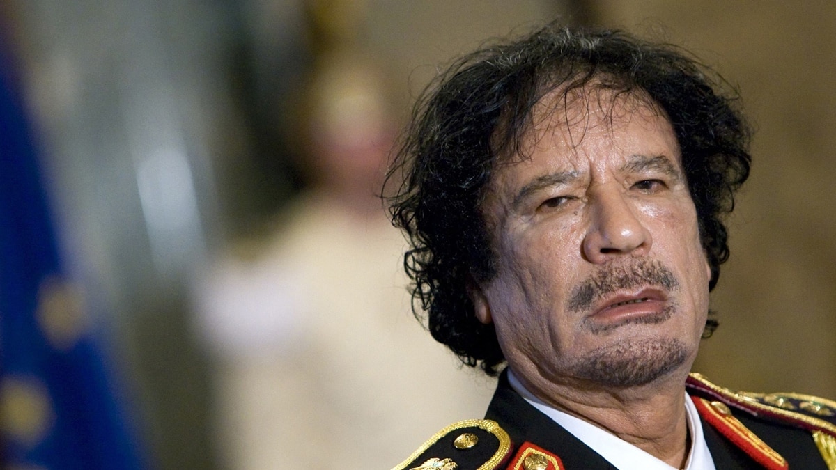 یک دهه پس از قتل فجیع قذافی جنجالی