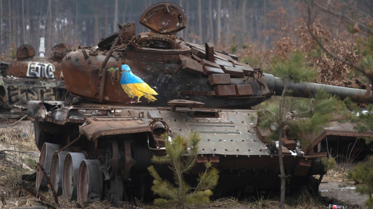 Making Hope The Highest Form Of Art: Italian Painter Brightens Ukraine ...