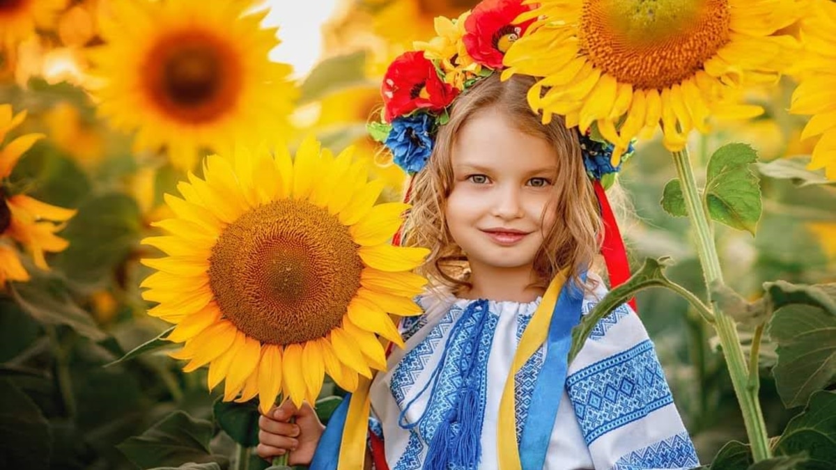 Как живее художничката Ника от Днипро, която на 7 години стана изгнаник ...