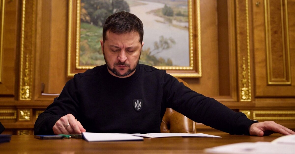 Зеленський дозволив призначати військових у двох званнях першими заступниками міністра оборони