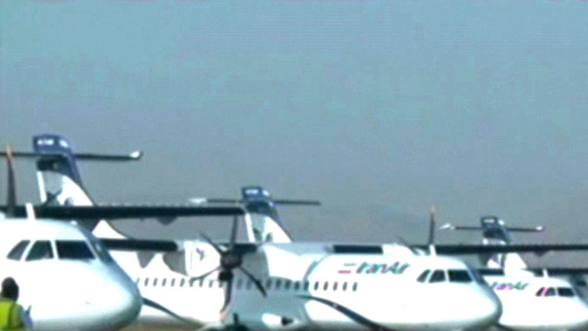 Iran Receives Planes Before Sanctions Take Effect